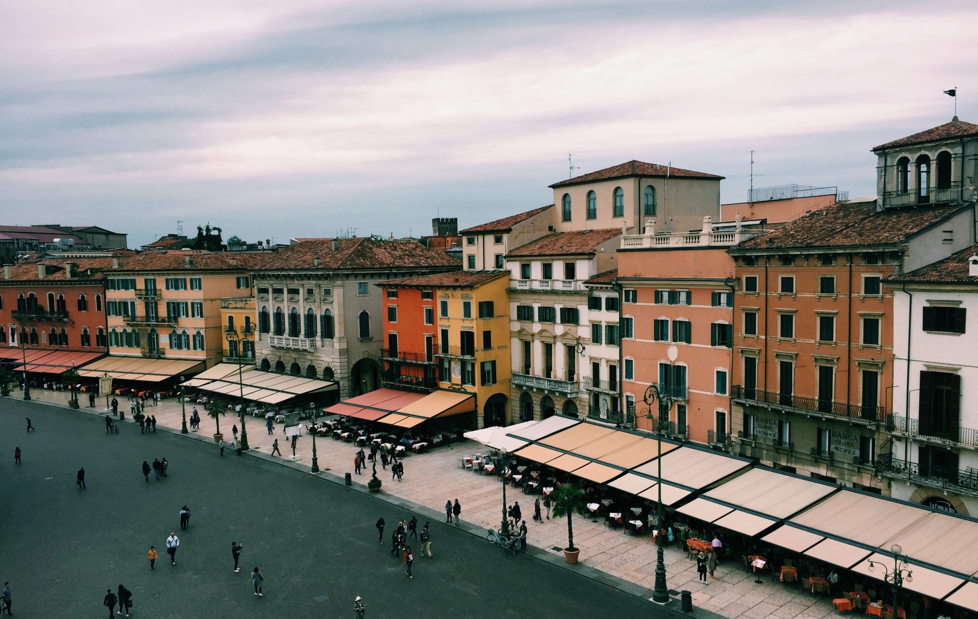 Exploring Verona, Italy in 24 Hours | Travel